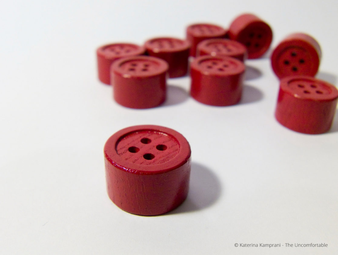 Thick Button | theuncomfortable.com